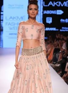 15 Latest Off Shoulder Blouse Designs For Sarees & Lehengas (2023 ...
