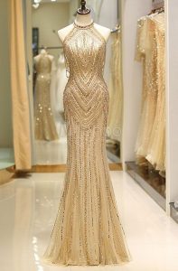 Latest 30 Golden Dresses For Women with Images For 2022 - Tips and Beauty