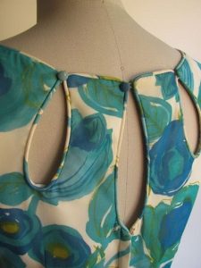 Latest 50 Types Of Back Side Neck Designs For Kurtis and Suits (2022 ...